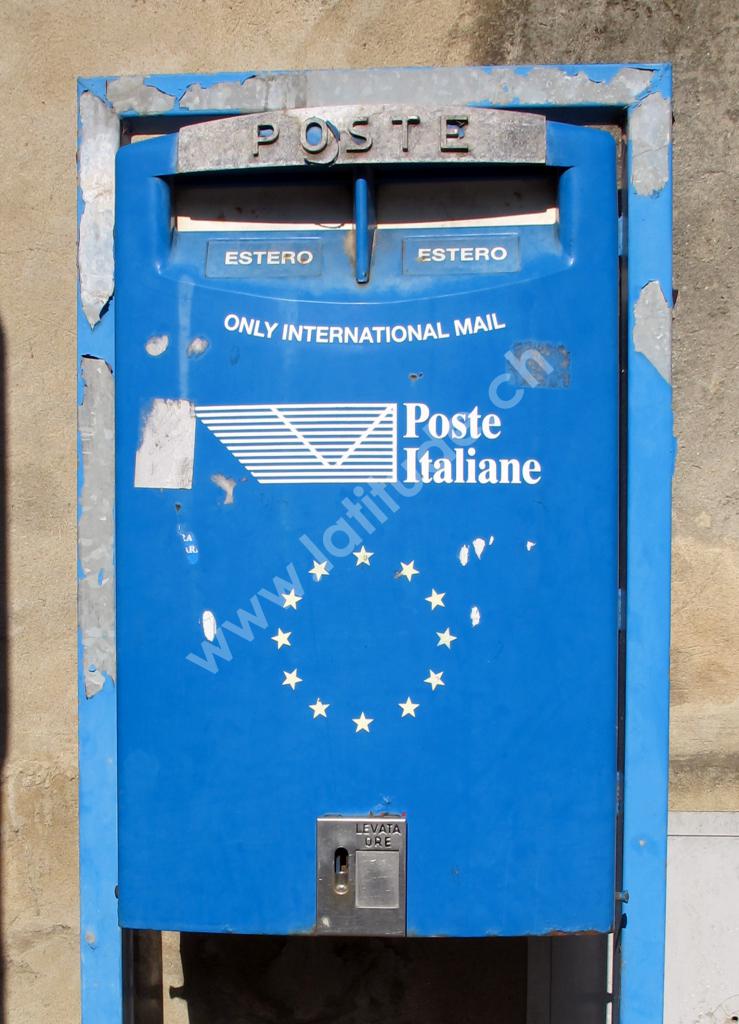 Boîtes aux lettres publiques du monde - Official mailboxes around the ...