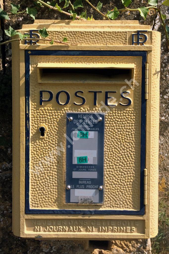 Boîtes aux lettres publiques du monde - Official mailboxes around the ...