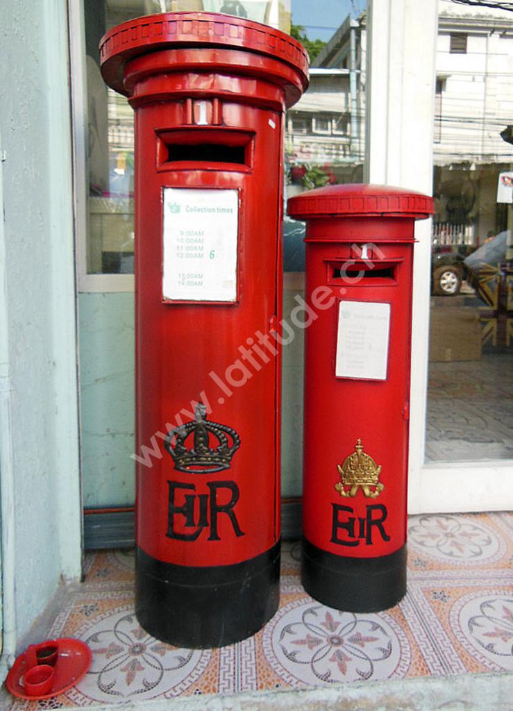 Boîtes aux lettres publiques du monde - Official mailboxes around the ...