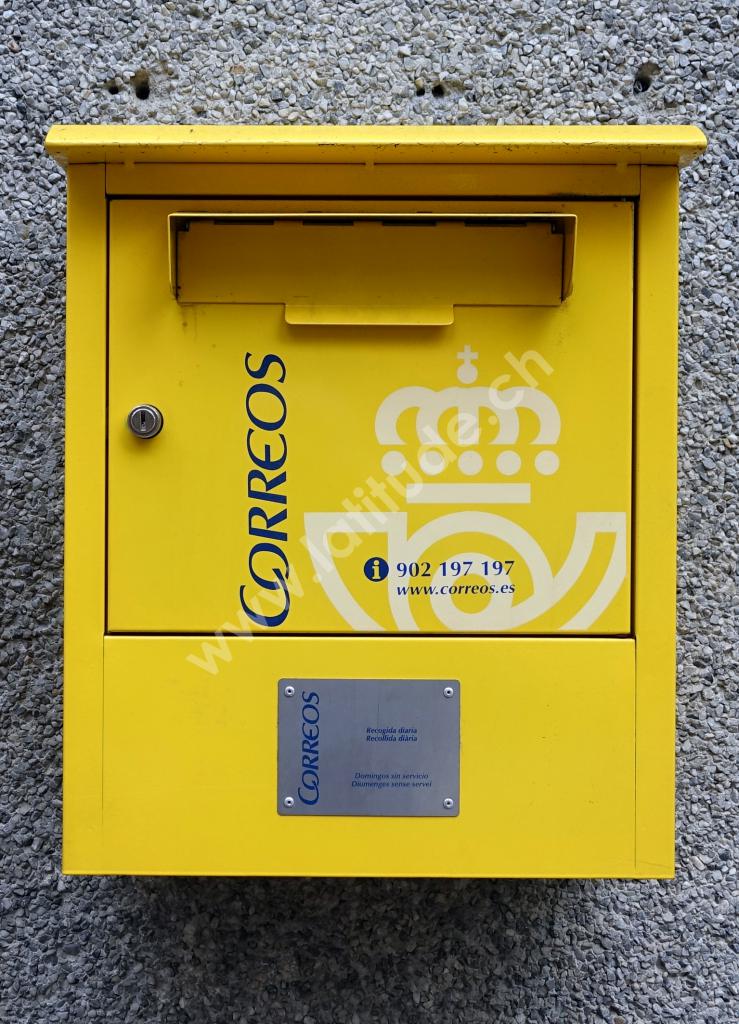 Boîtes aux lettres publiques du monde - Official mailboxes around the ...